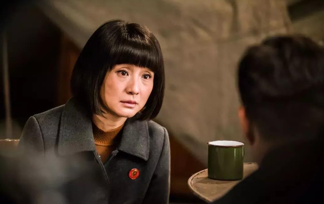 "Huang Rong" Kong Lin rarely took a recent photo, her cheeks were ...