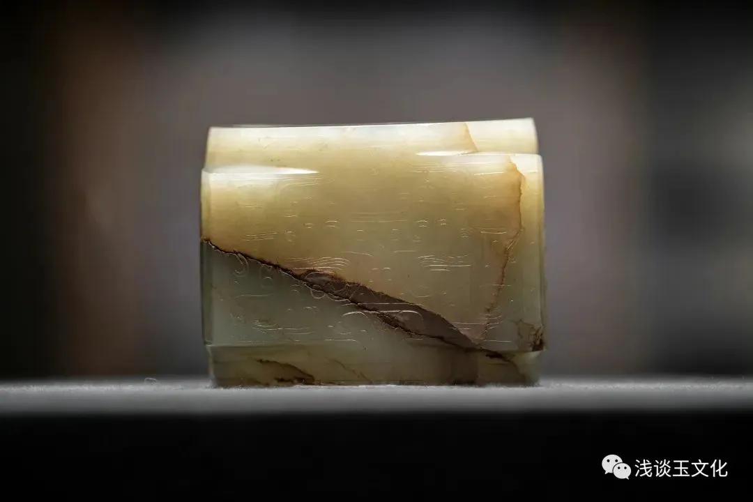 The Evolution and Identification of Ancient "Jade Cong" - iMedia