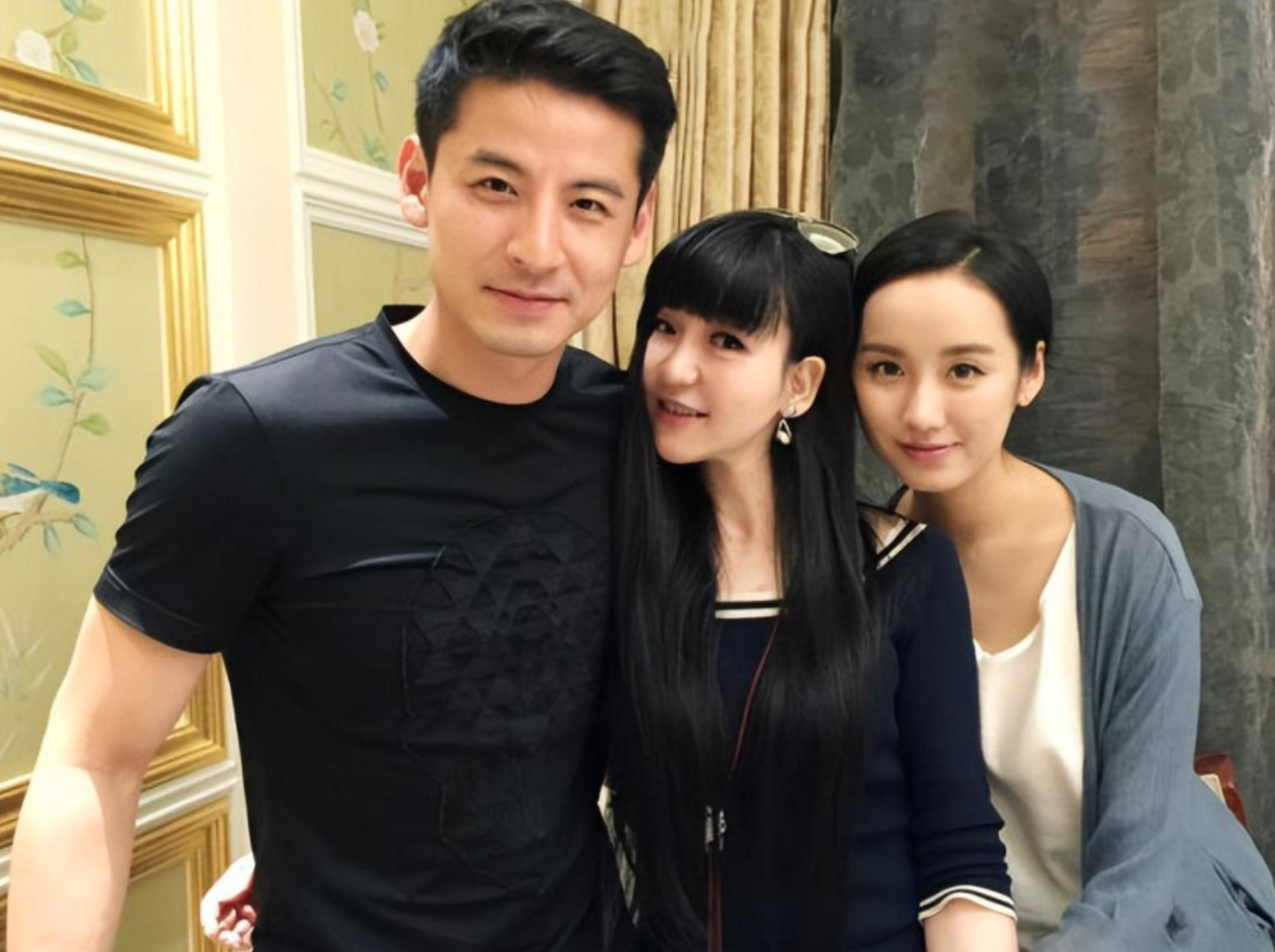 Qian Yongchen: Love at first sight with his wife Lu Yi, although they ...