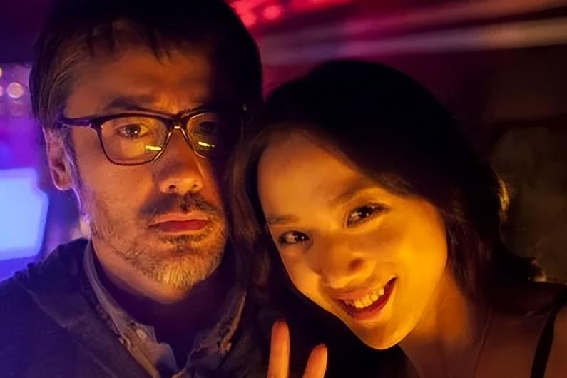 Xue Xiaolu's films use a lot of ancient poems and words to show ...