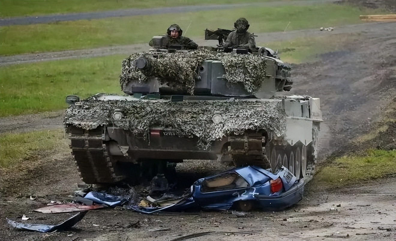 The Leopard 2 was destroyed in the battle, and the Ukrainian army broke ...