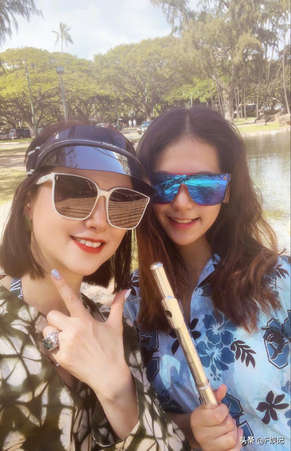 Weng Hong and her husband and daughter had a happy spring outing and ...