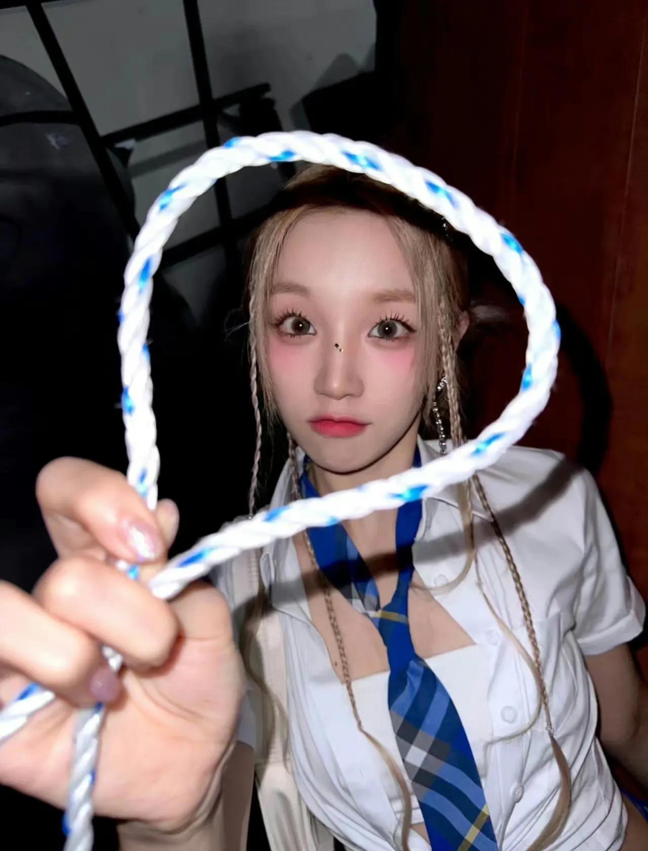 Song Yuqi Children's Day business photo - iNEWS