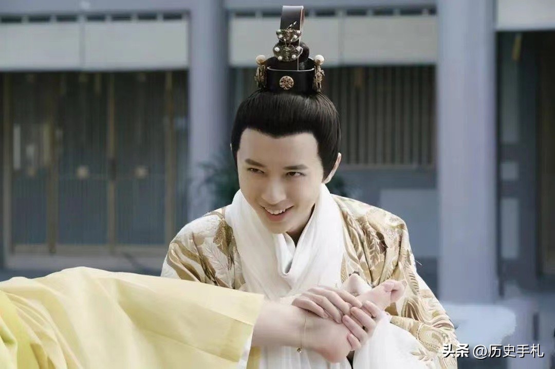 Liu Ziye: The most absurd emperor in history, digging his own ancestral ...