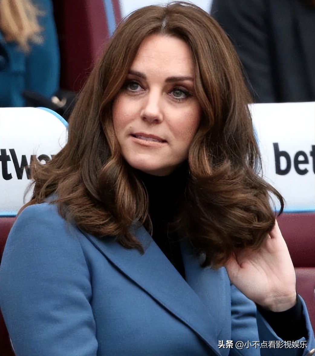 Kate's mother retired early to take care of Kate's children's education ...