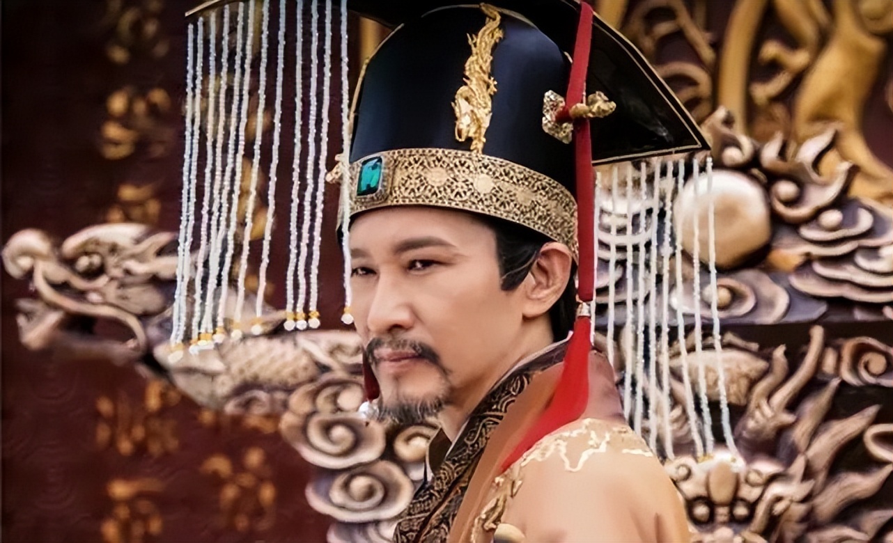 Loyalty and wisdom incarnate Li Mi, the prime minister in white, lied ...