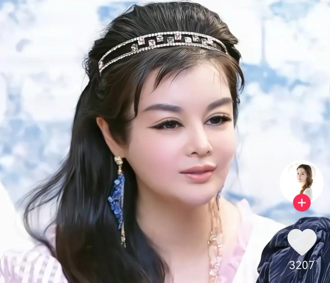 President Yu Wenhong is very diligent and insists on doing live ...