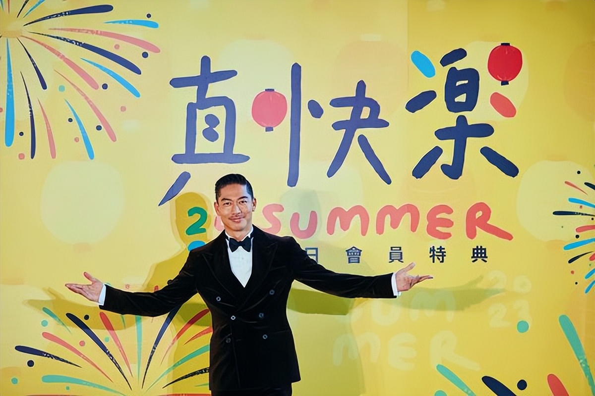 4 years ago with Coco Lee on the same stage! "Brother-in-law" Akira ...