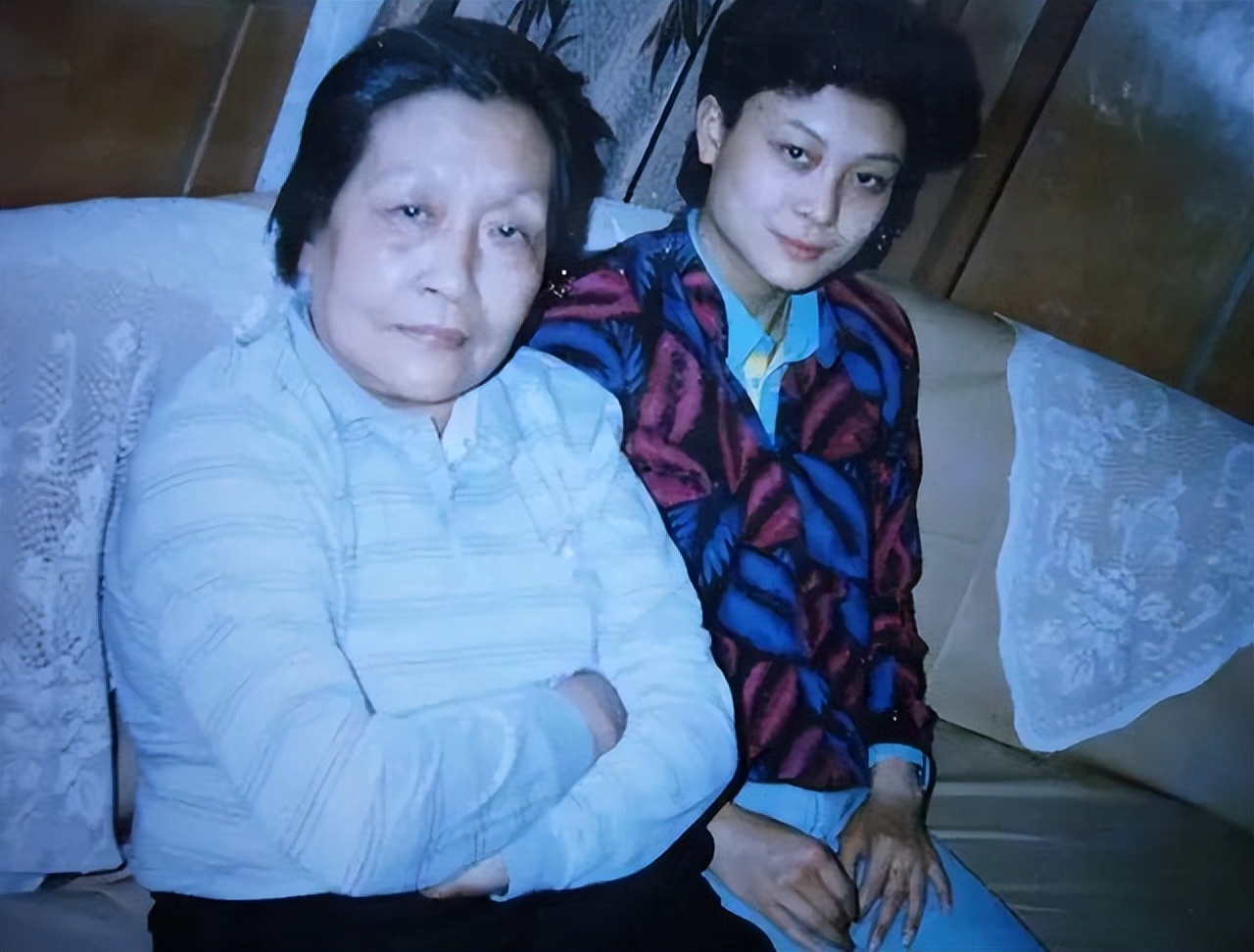 Sun Meiying's funeral: Why did the country's first female football ...