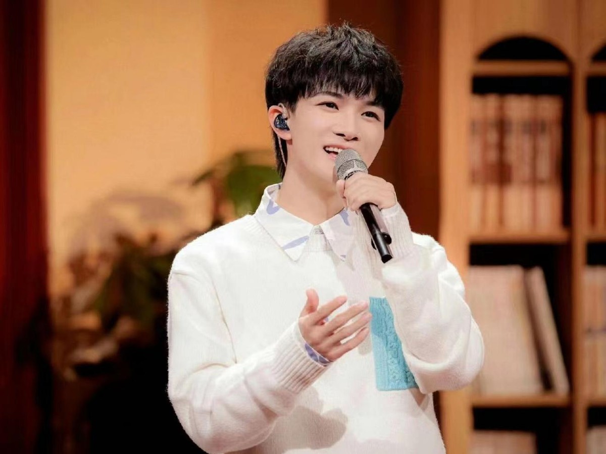 Zhou Shen's new song MV has seven new year movies, tomorrow's world ...