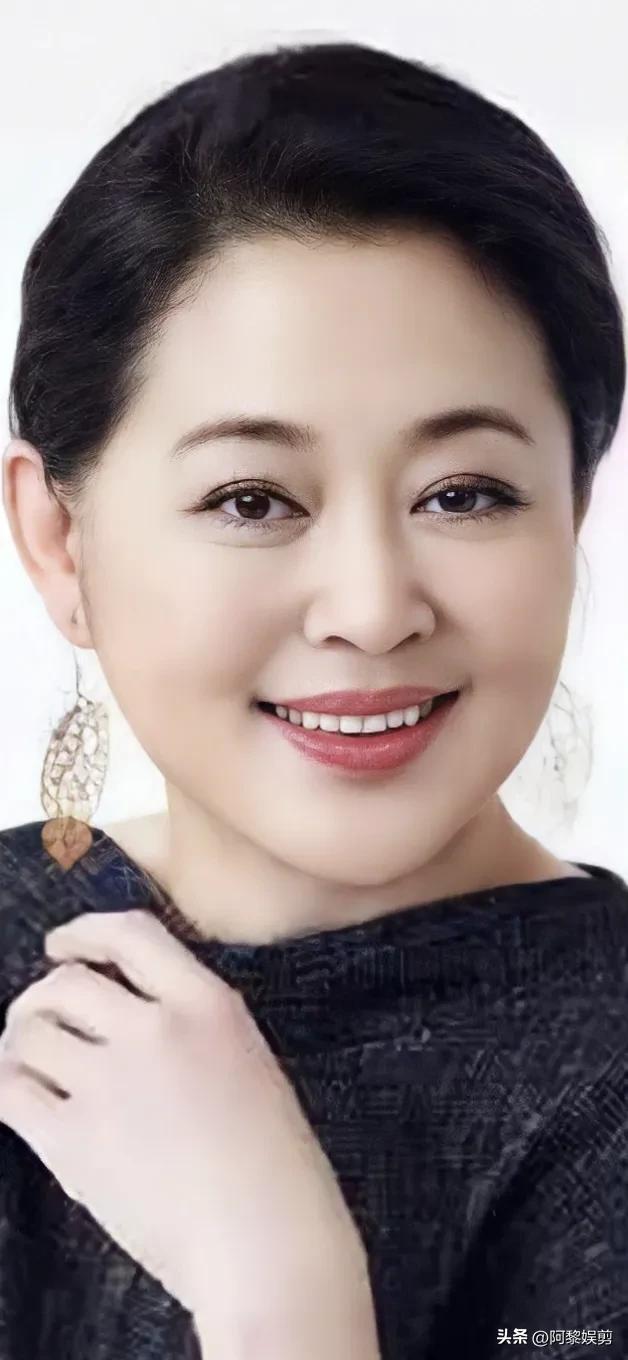 Ni Ping meets Yan Ni, who is better than the two beauties - iNEWS
