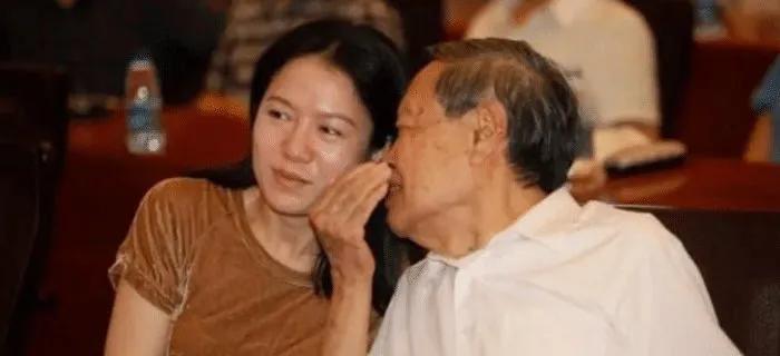 Why is 46-year-old Weng Fan so infatuated with the 100-year-old Yang ...