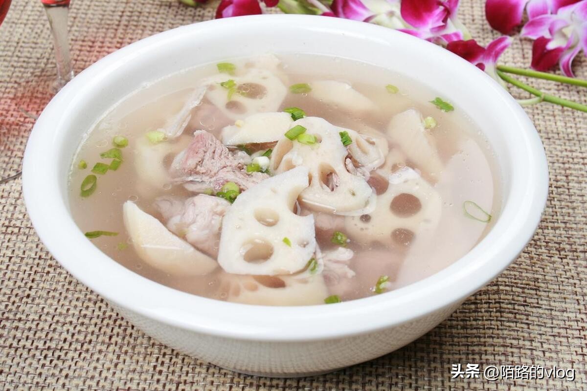 Top 10 Summer Soups You Must Drink in August - iNEWS