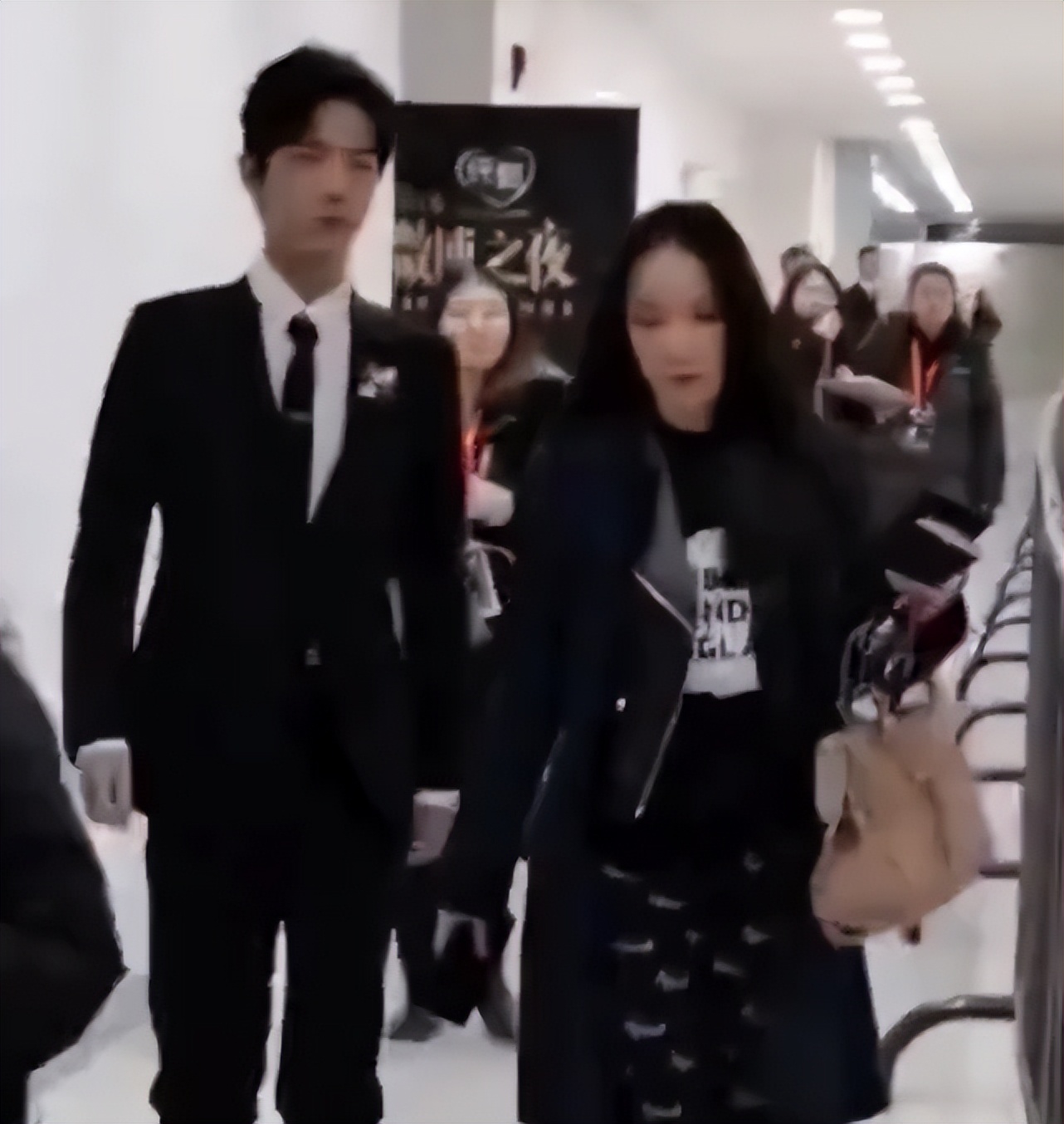 Xiao Zhan and his agent frequently wear couple models, causing romance ...