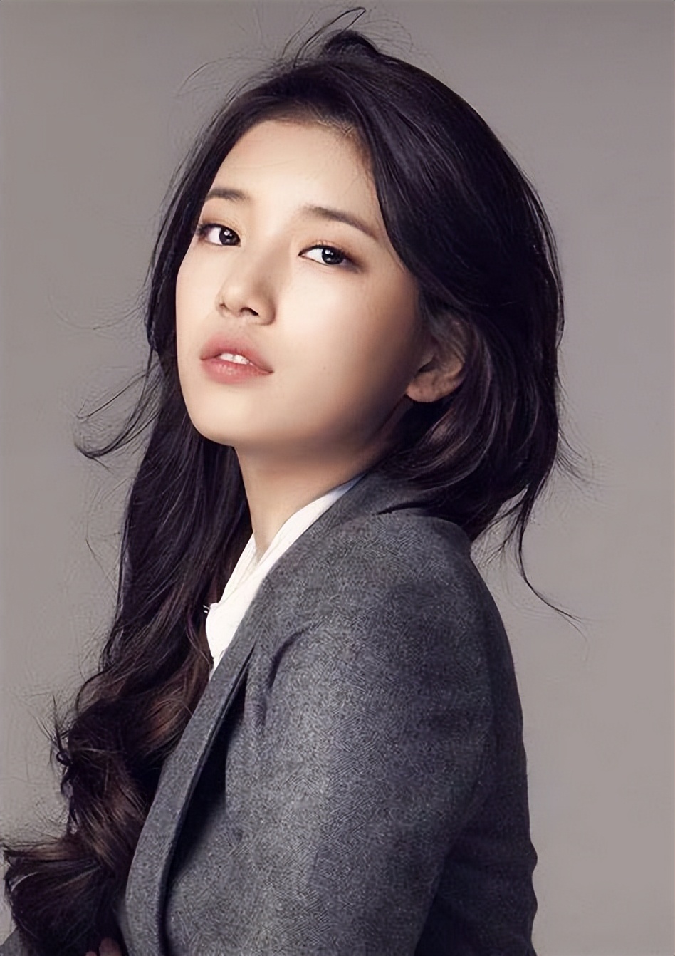 The most popular actress in the Korean entertainment circle, known as ...