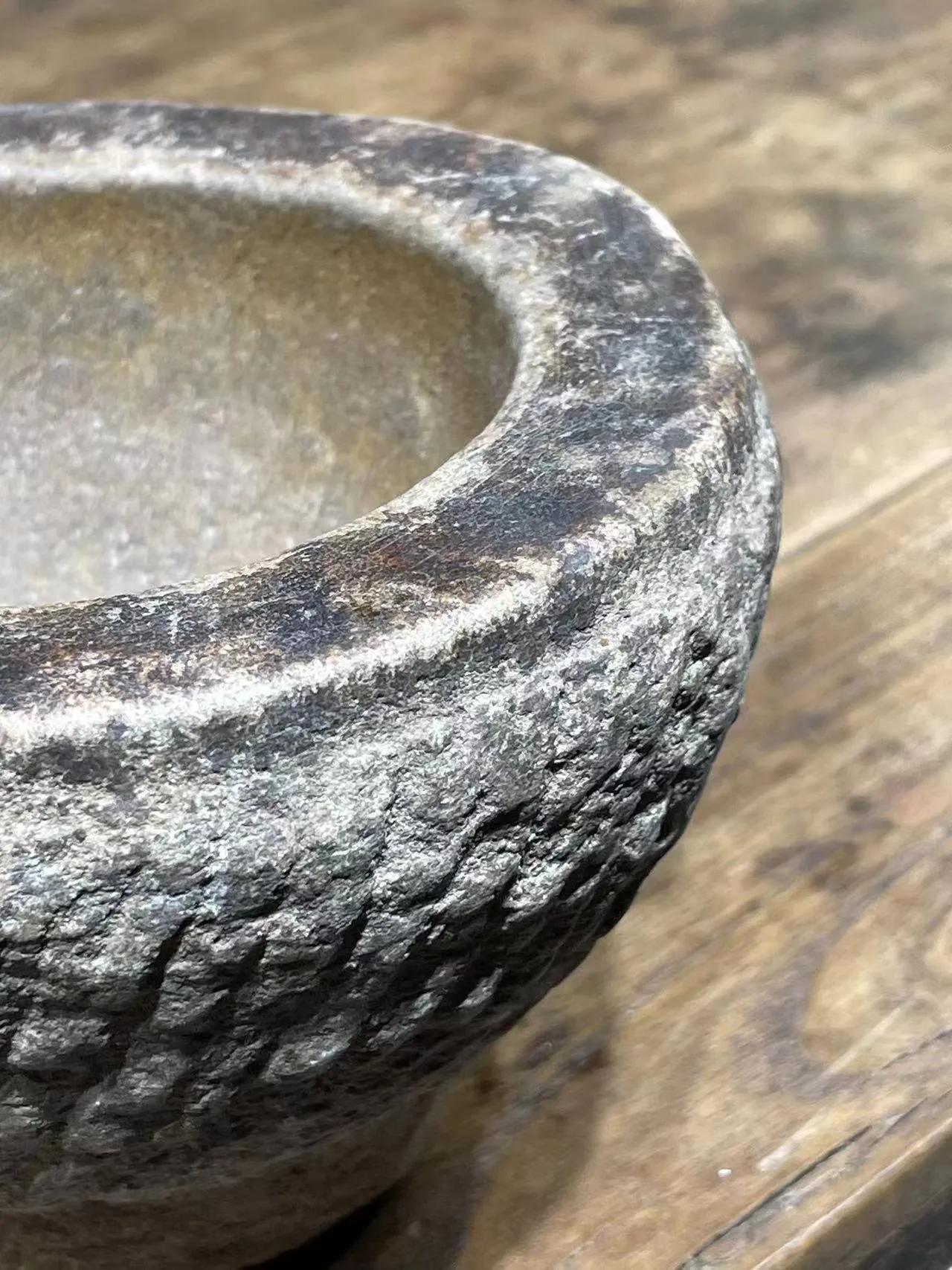 Old stone mortar - iNEWS