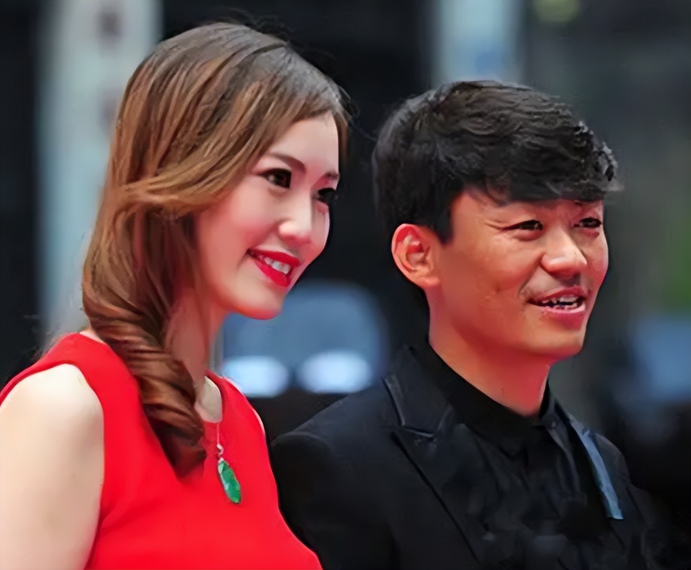 There was Ma Rong in the front and Feng Qing in the back, and the ...