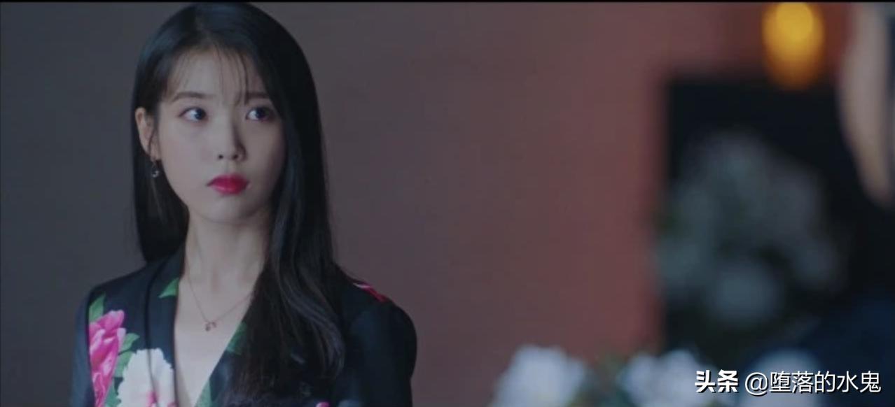 The lovely iu Li Zhien is very cool as Li Manyue, I really want to look like her - iNEWS