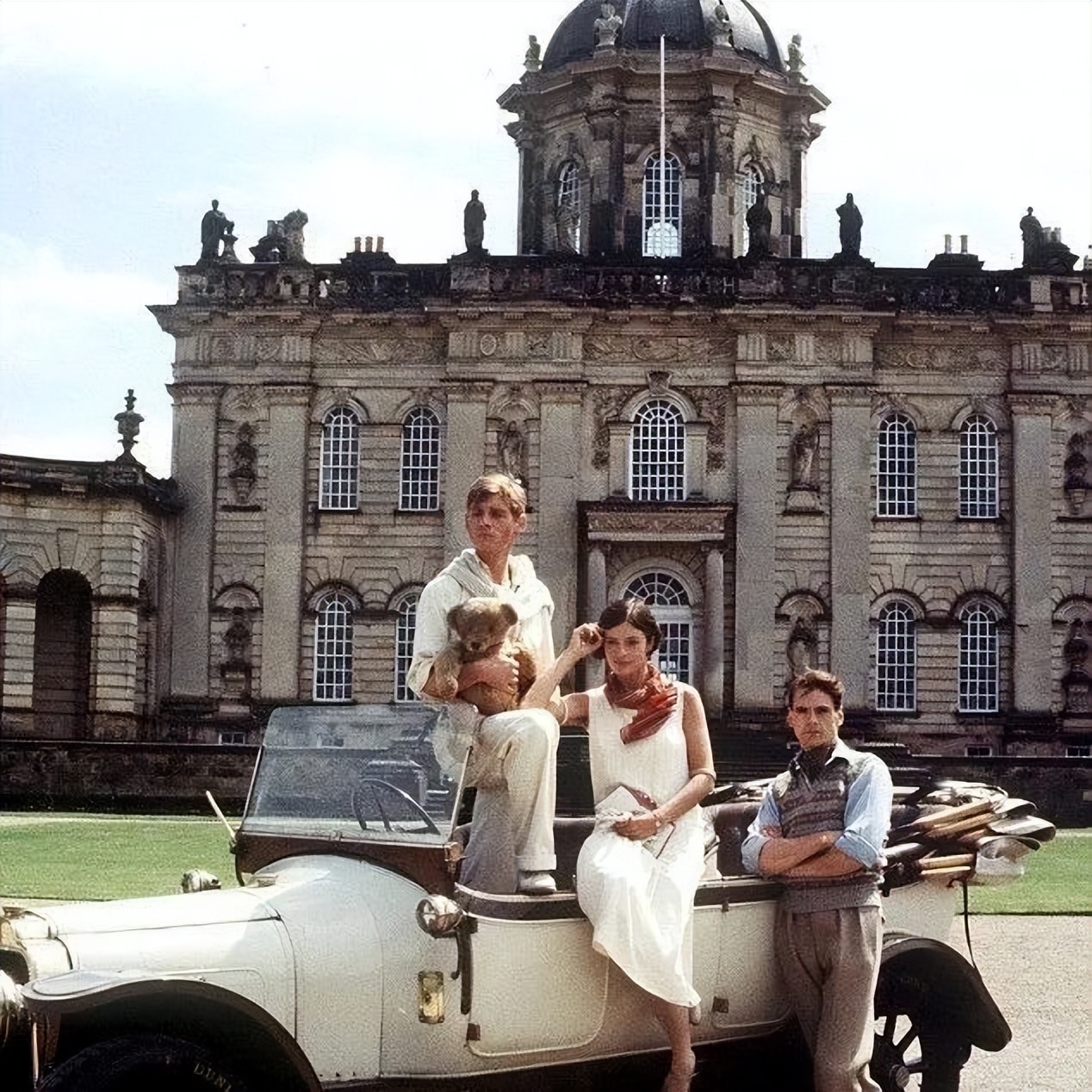 Why is "Old Money Wind" so popular?The richer the richer, the more low ...