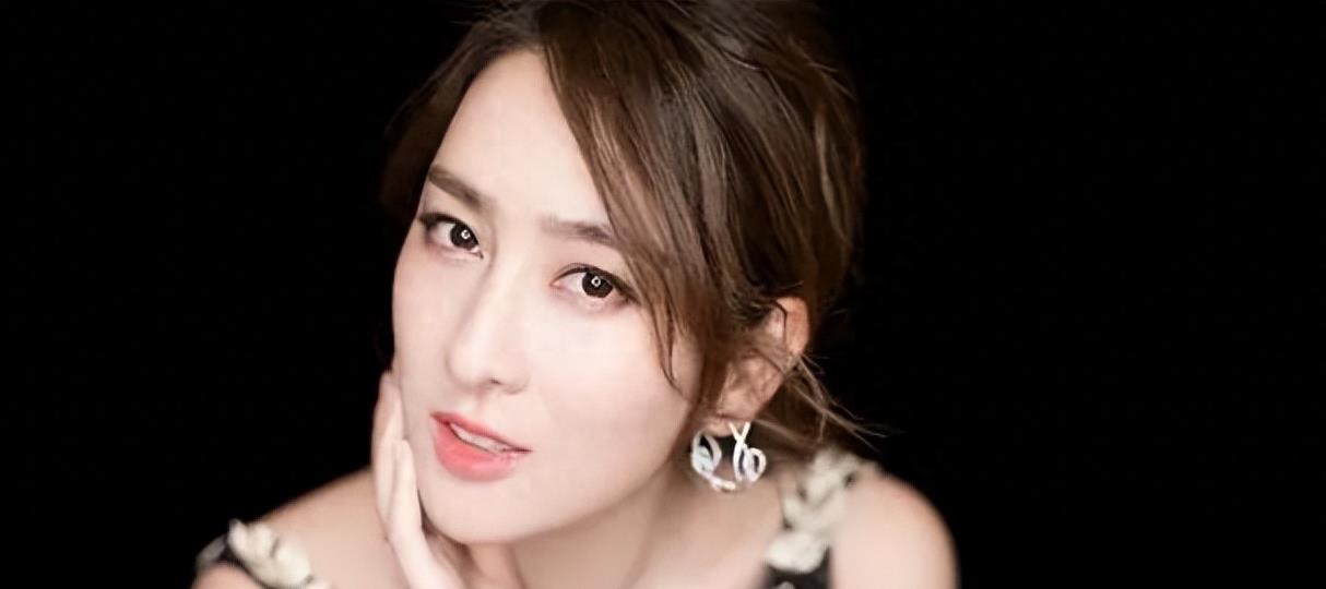 Playing with black people in the sea, being vague with Wu Qilong, Ma Su dares to play more than ...