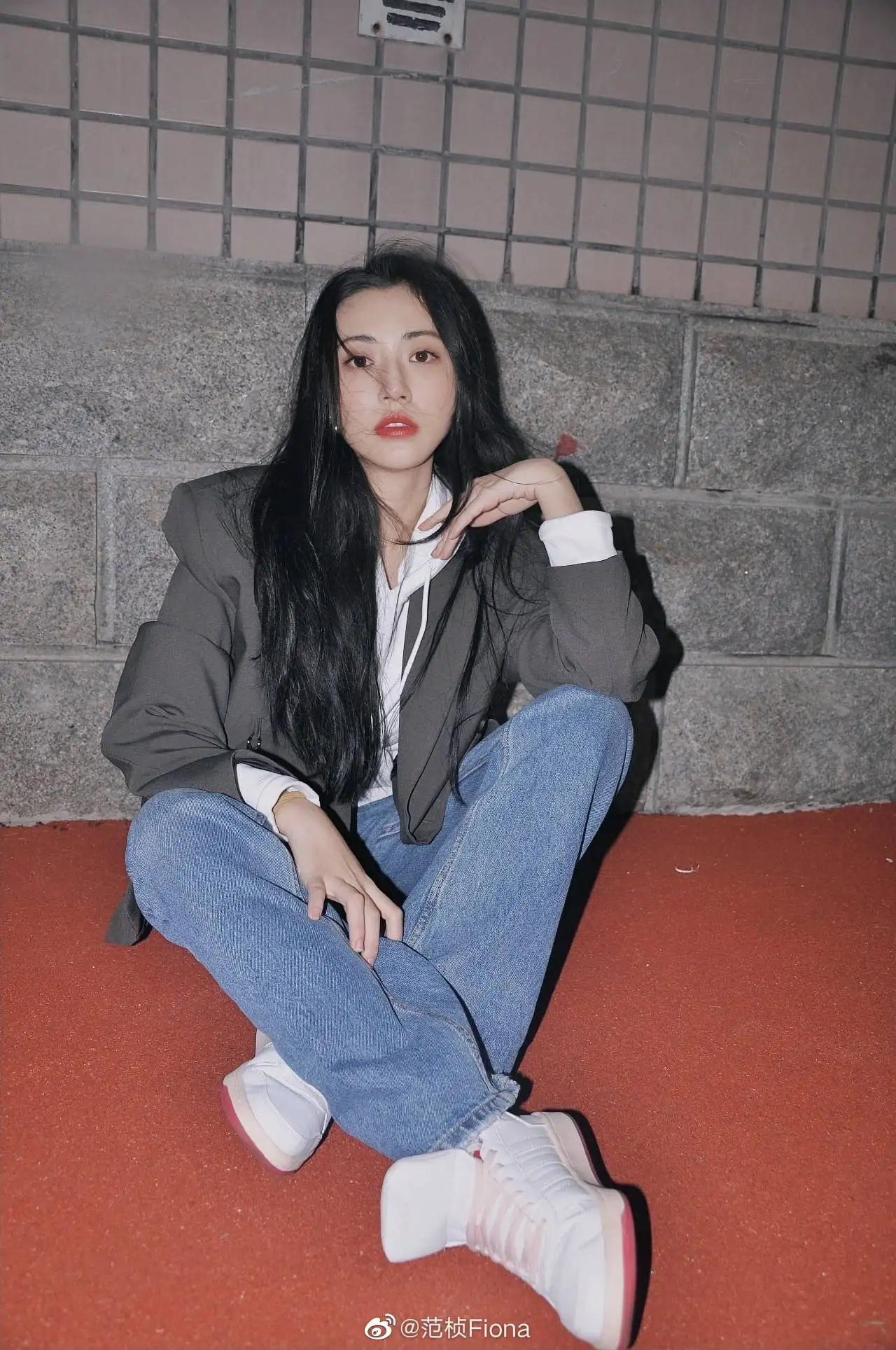 Fan Zhen's beautiful pictures - iNEWS