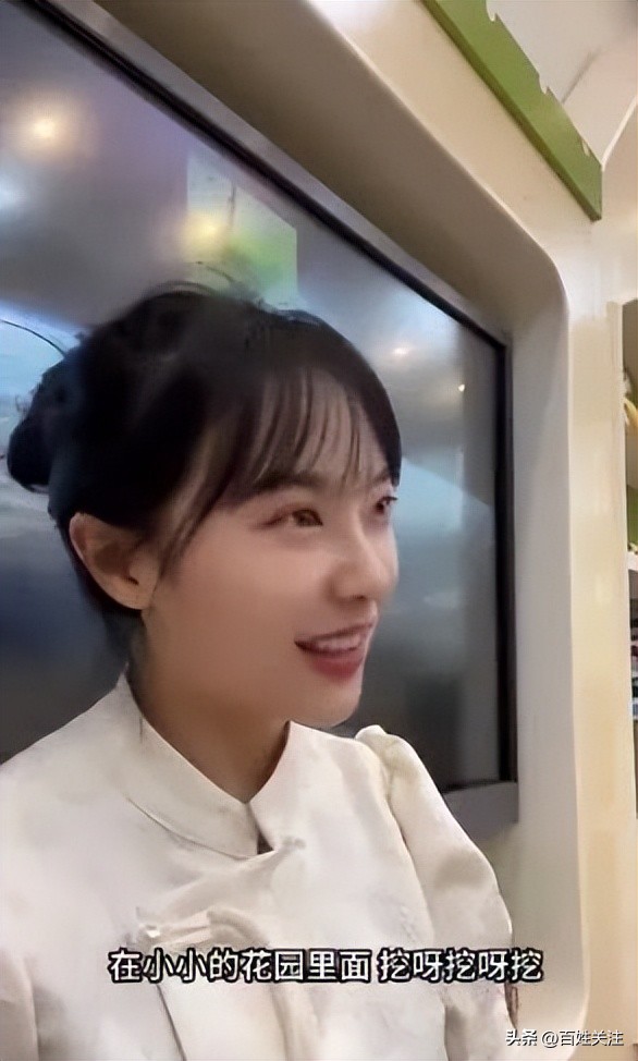 The suddenly popular "digging, digging" Mr. Huang, who appeared on the ...