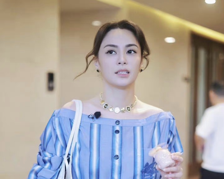 Gillian was kissed on the cheek by the same sex in public, and her ...