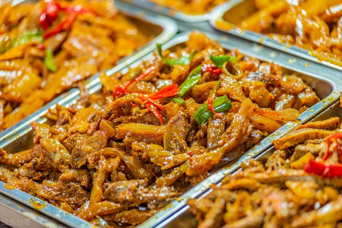 Xinjiang cuisine Hu spicy lamb trotters, mouth-watering, but also ...