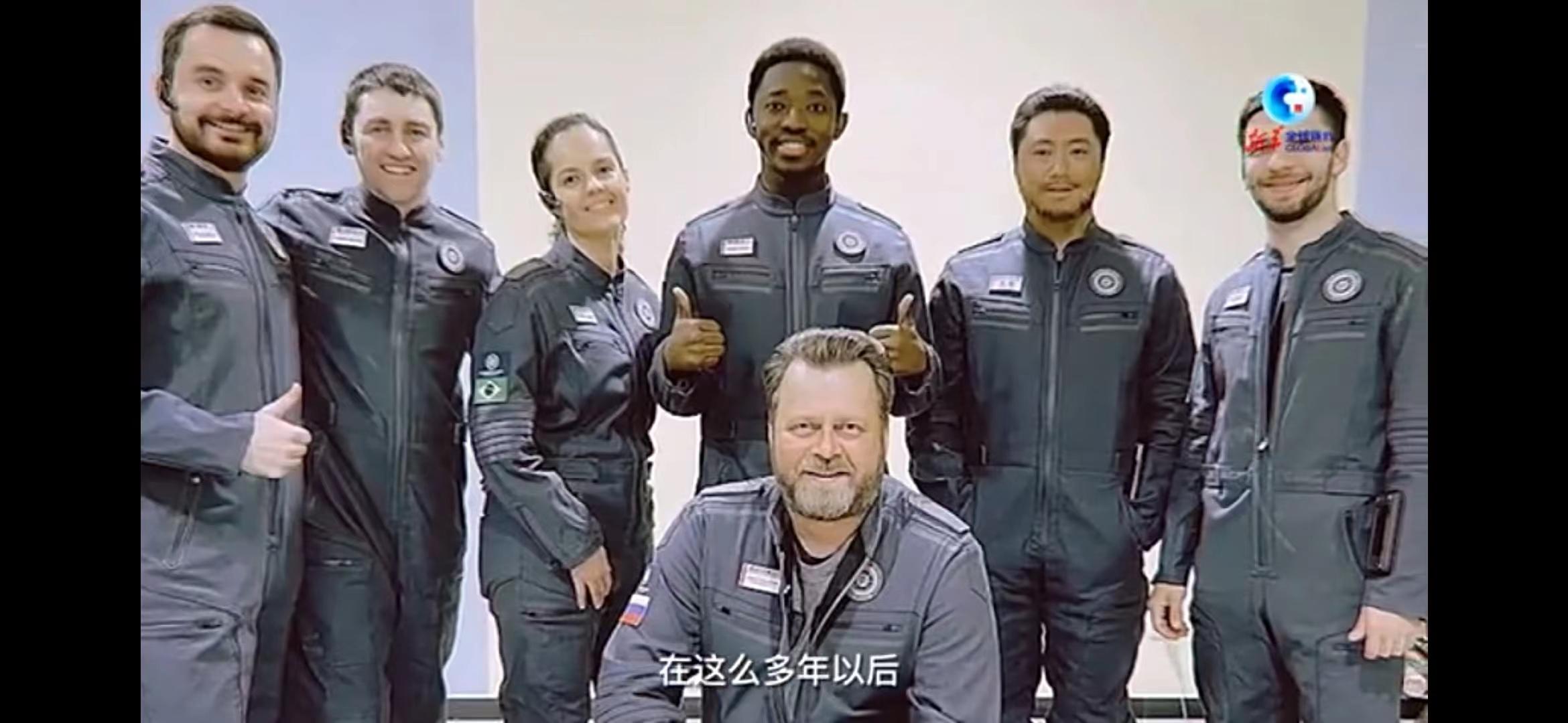 Brazilian girl Li Danni starred in "The Wandering Earth II" after ...