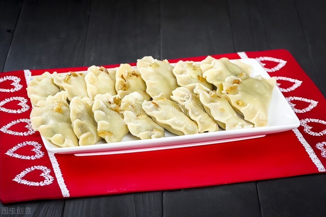 Prose: Fingerprints on Dumpling Skins - iNEWS