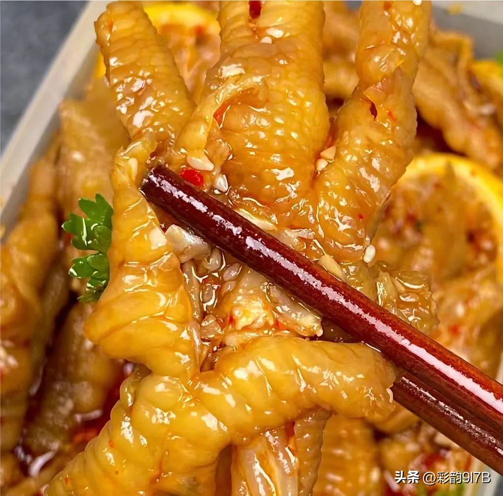Super delicious chicken feet recipe, cooking or as a snack is a very ...