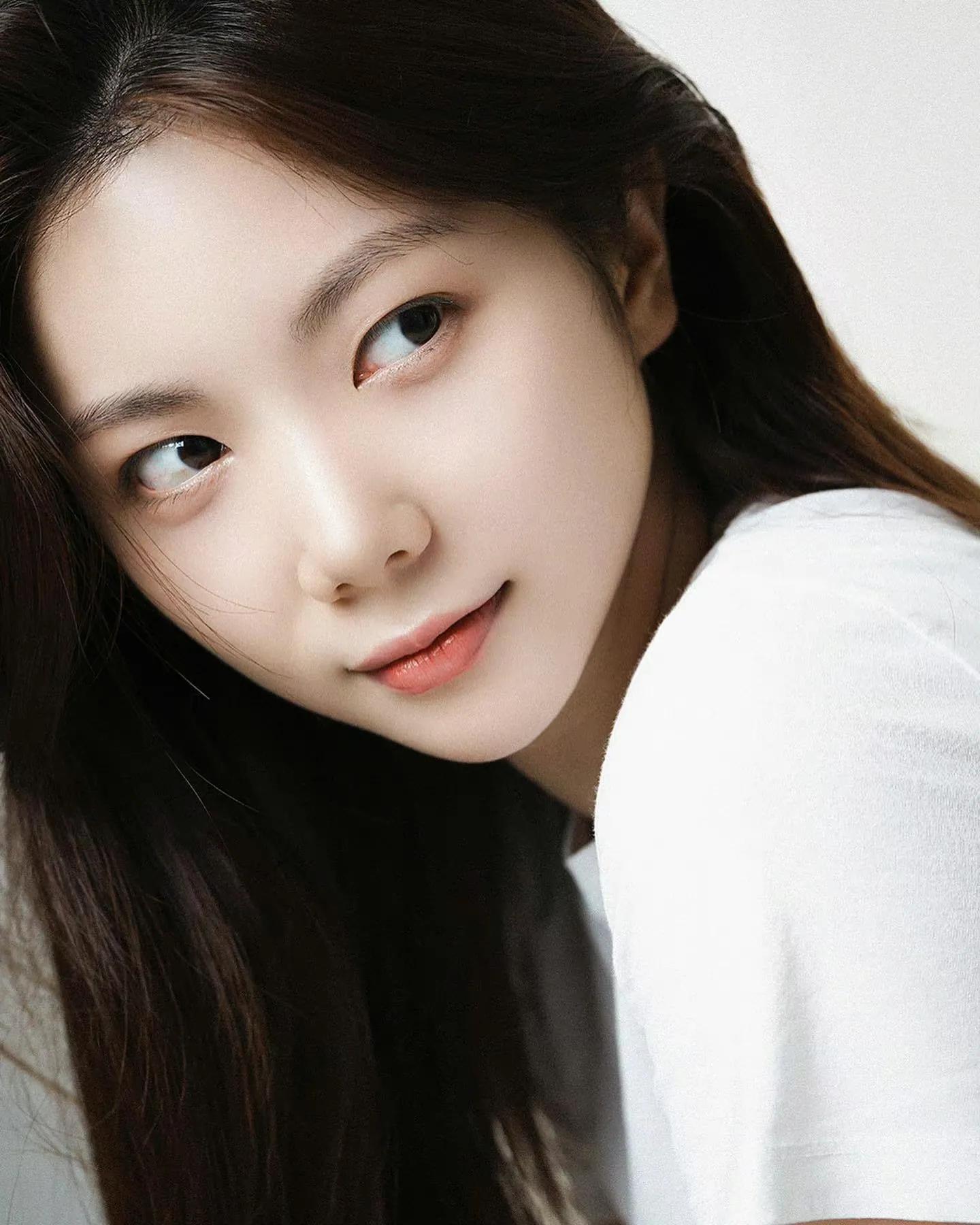 Korean actress Li Jiaen - iNEWS