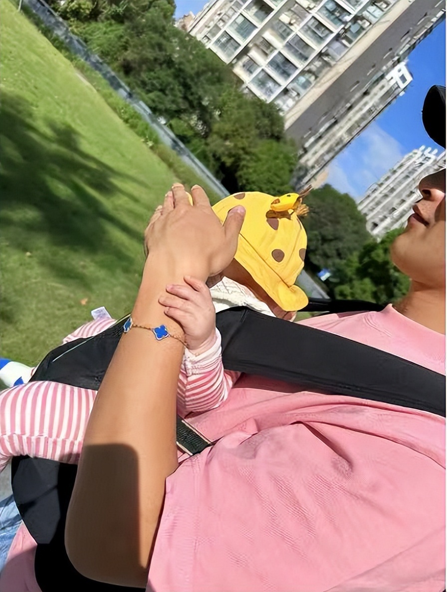 Wang Yanlin only slept for three hours a night. After finishing work ...