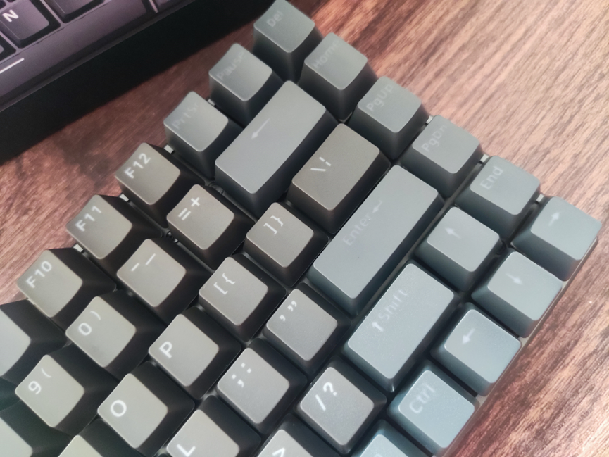 Rapoo V700-8A multi-mode wireless gaming mechanical keyboard: this is ...