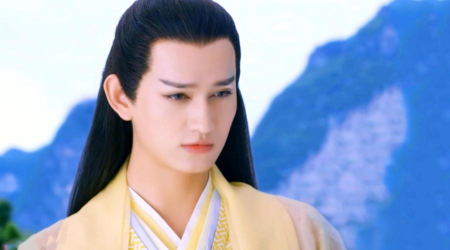 Ma Ke, a former star, has no more movies to film now, so he has no ...