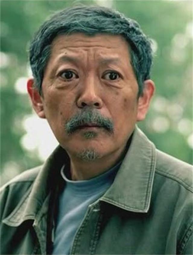 The famous actor Luo Jingmin passed away at the age of 67. Zhang Yi ...