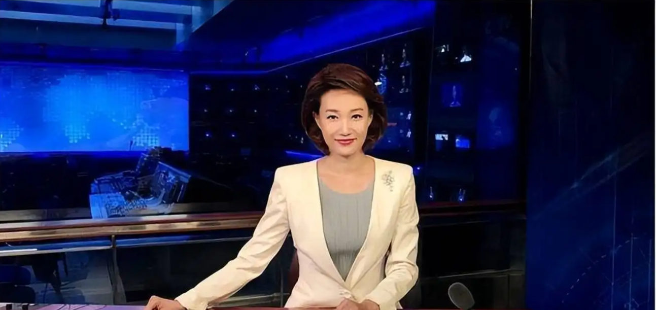 CCTV female anchor Li Zimeng: There are tears behind the scenery, 45 ...