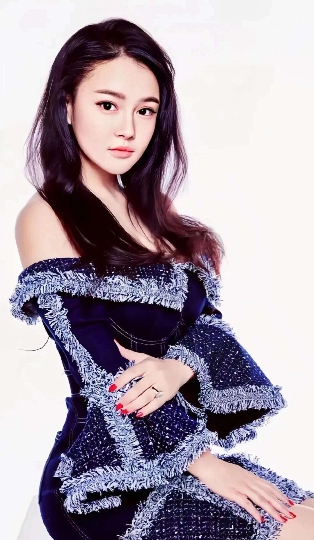 Ran Yingying, not only the woman of the boxing champion - iMedia