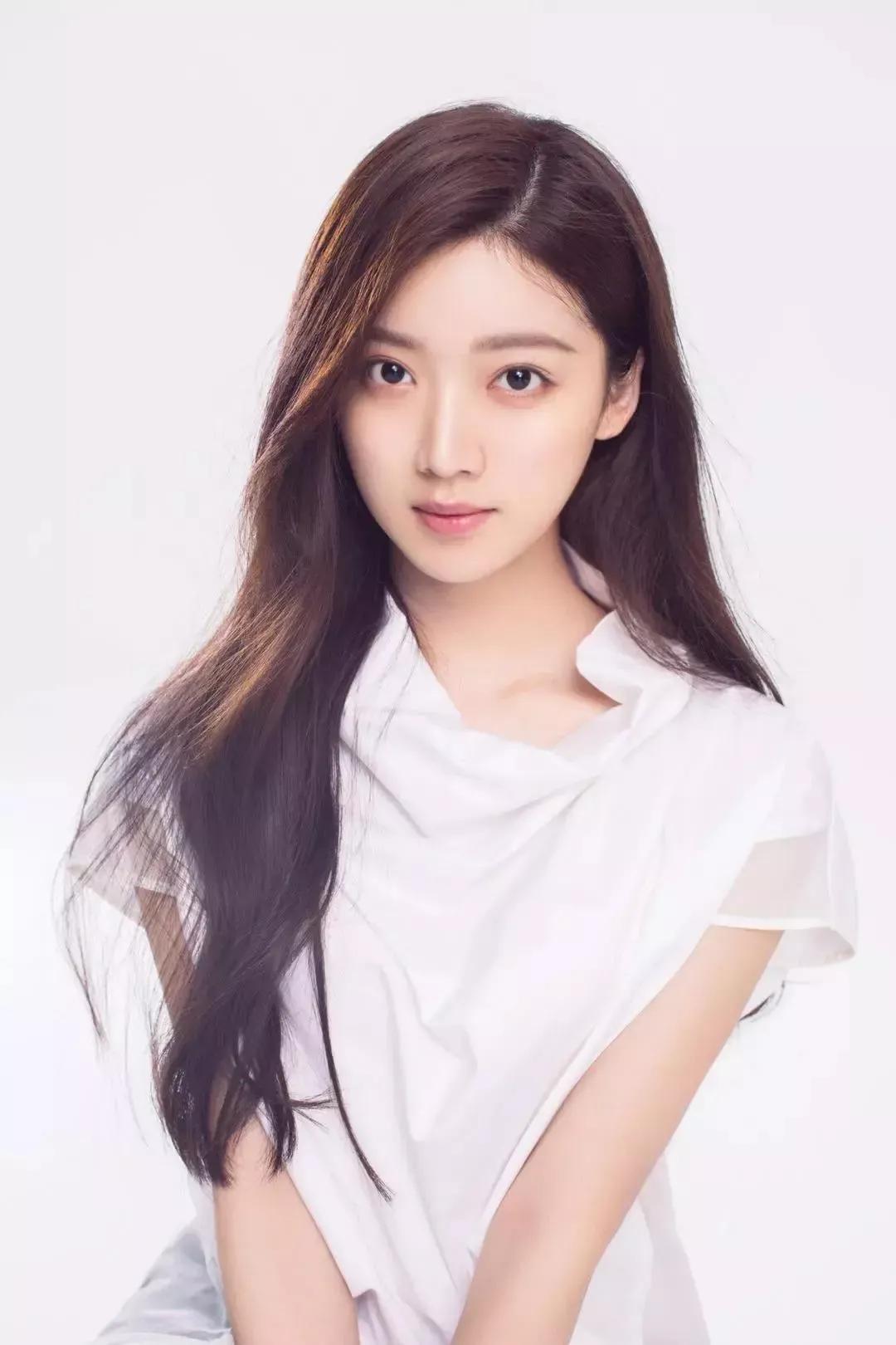 [Goddess Xiao Yu] - iNEWS