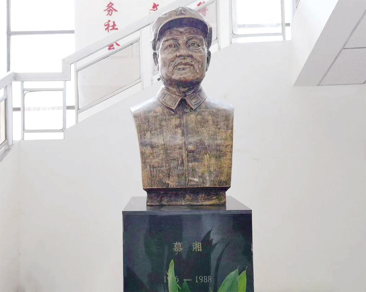 The Confucian general Mu Xiang's style and style for thousands of years ...