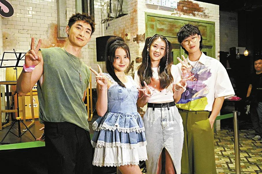 Zhang Chihao learns martial arts to equip himself, Yao Zhuofei turns to ...