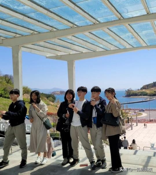 The Song family's triplets have grown to the size of Song Yiguo's ...