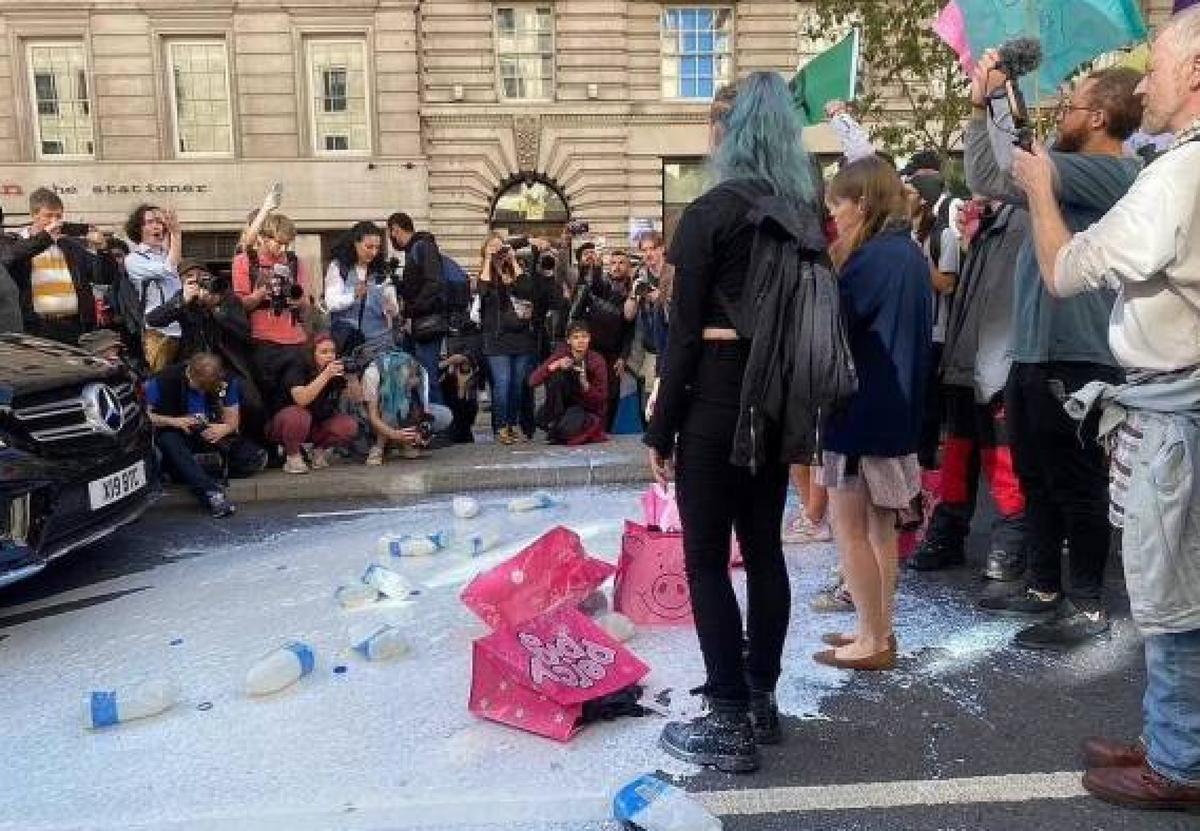 Hundreds of people from two civil organizations joined forces in London ...