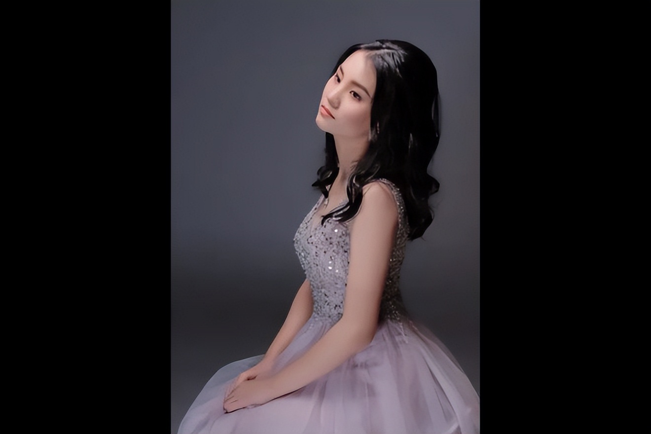 15-year-old Chinese girl from Vancouver won the BC beauty pageant and ...