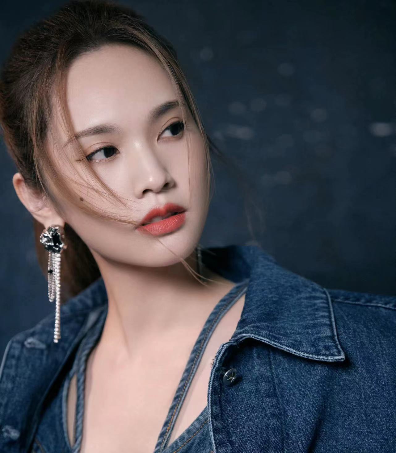 "Our Song" was not as popular as "Overcoming Toughness", Lin Zhixuan grabbed the talk, Rainie ...