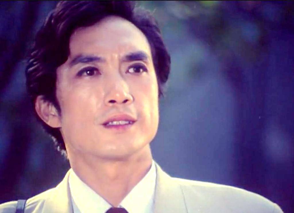 The two leading actors in "The Mysterious Buddha": He went to Macau ...