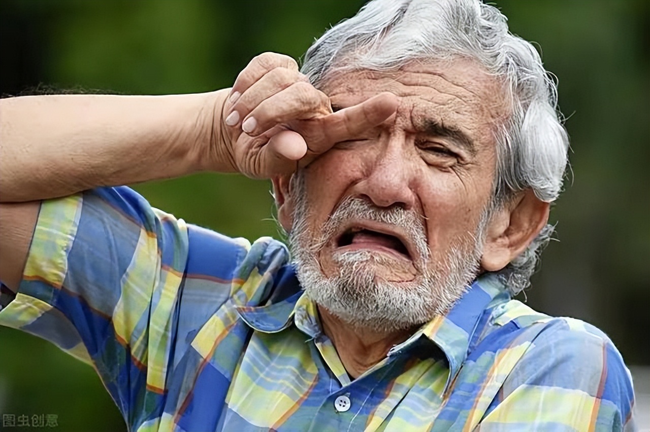 The 78-year-old father cried: I was miserable and uncomfortable when ...