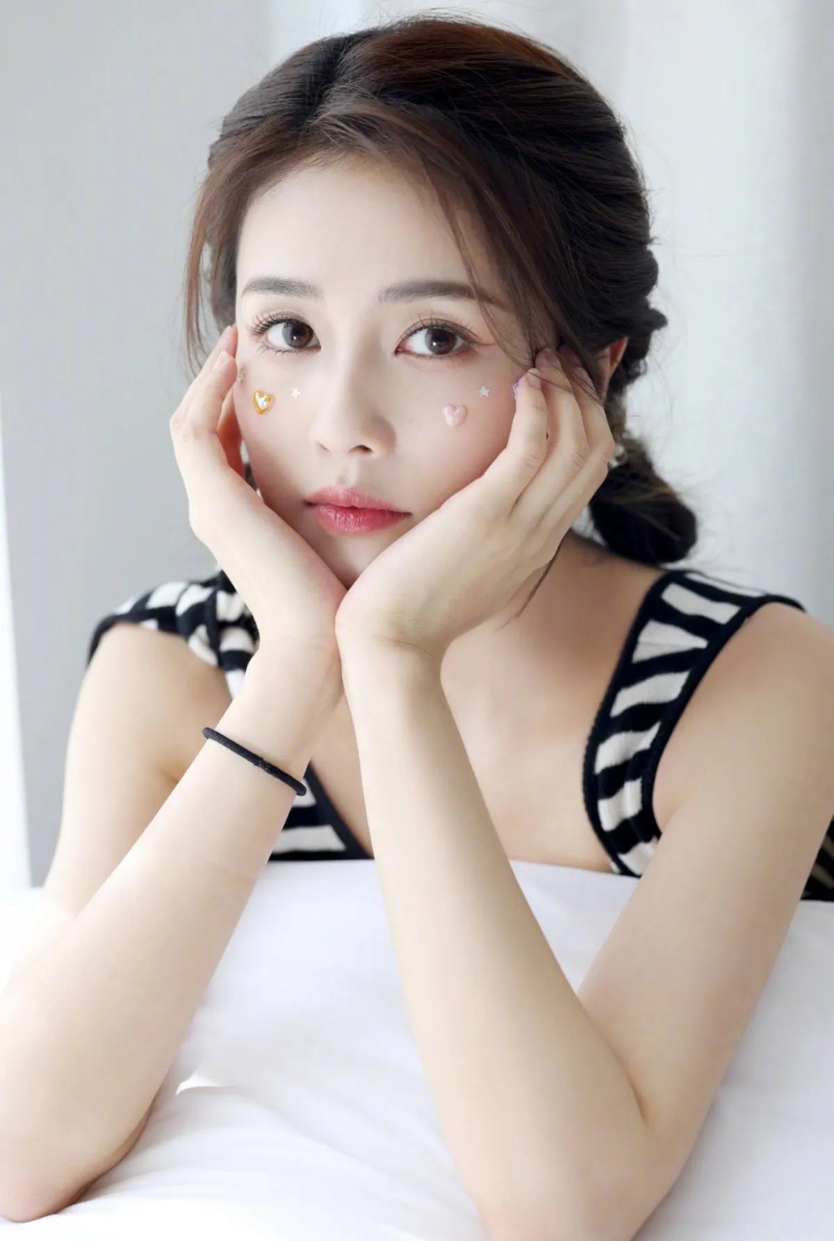Even for the sake of "Zhou Sheng As Before", Bai Lu deserves everyone ...