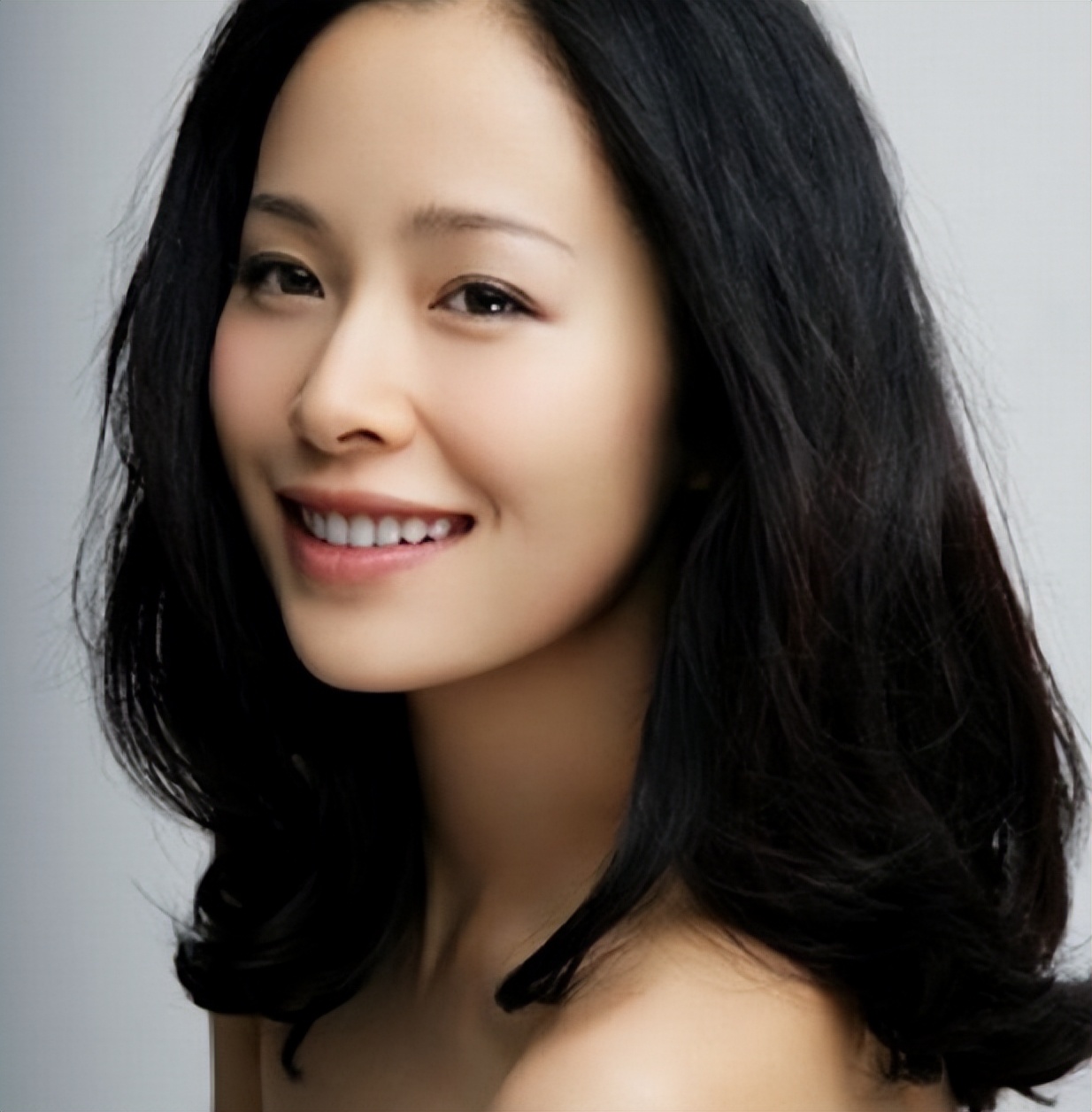 This time, Jiang Yiyan, who was making money, finally woke up - iNEWS