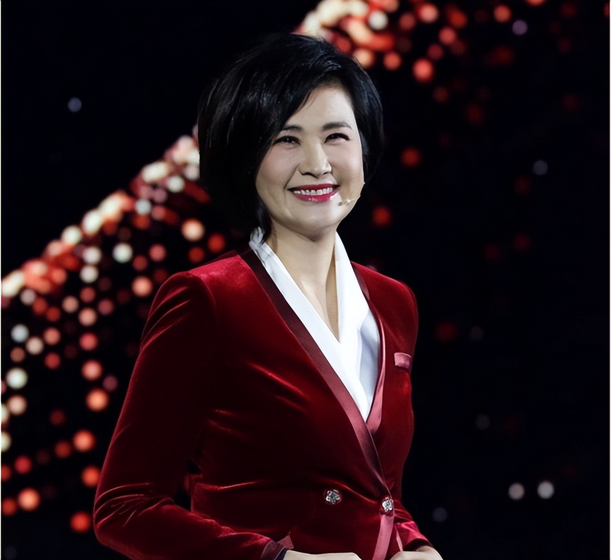 The famous host Wu Xiaoli received a call from her father and learned ...